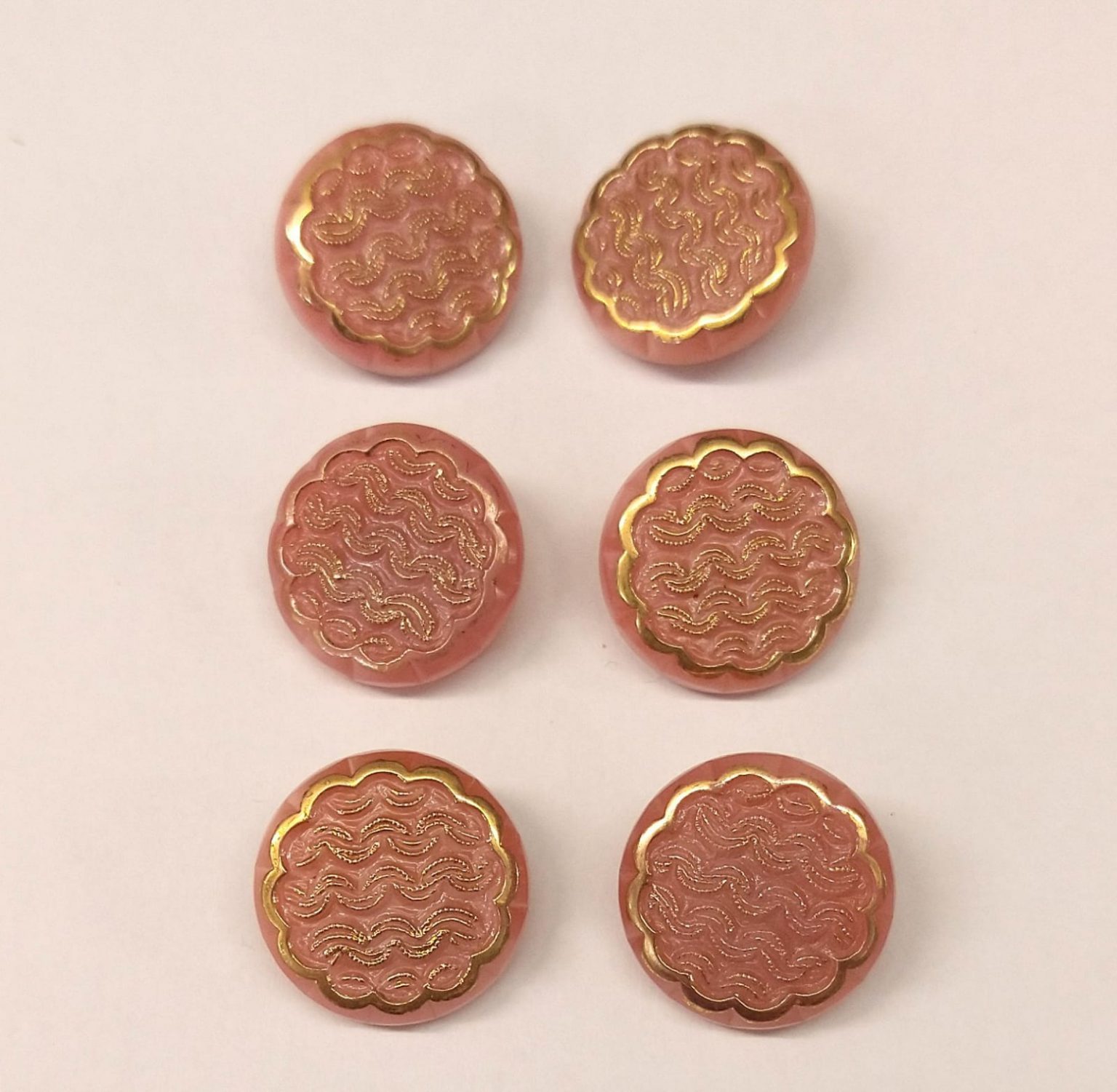 Vintage Glass Buttons - Wave - Various Colours with Gold Detail - 18mm ...